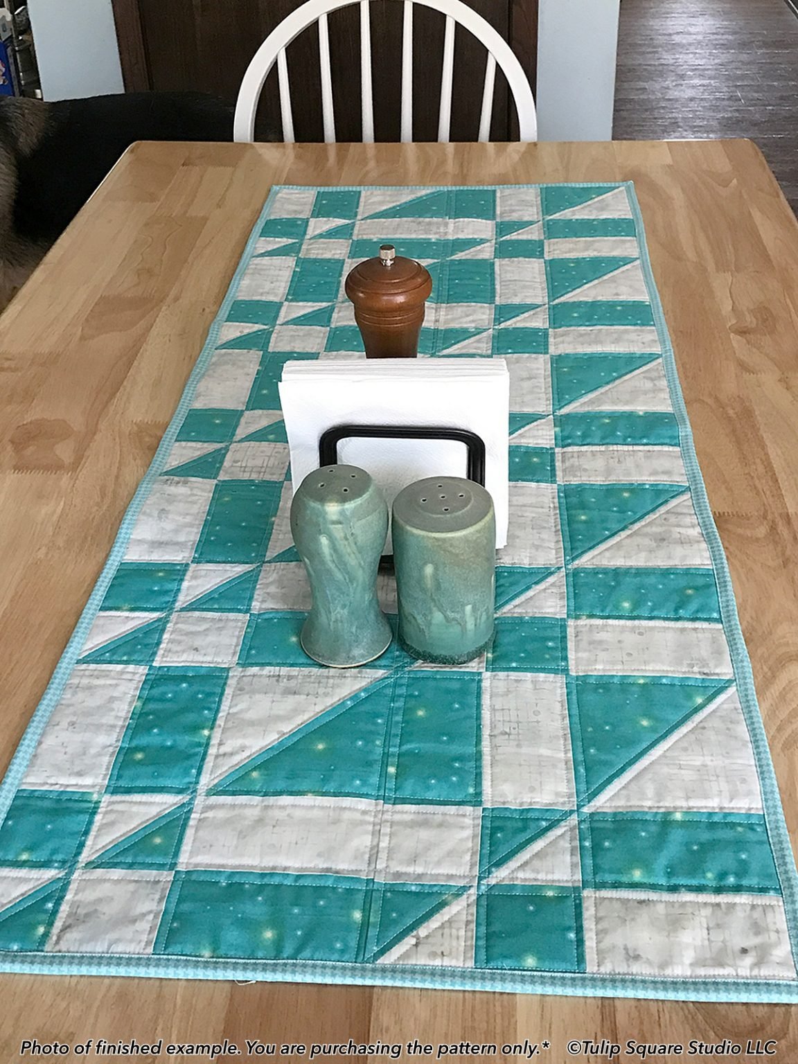 Asymmetric Angles Quilted Table Runner Pattern #564 - Tulip Square ...