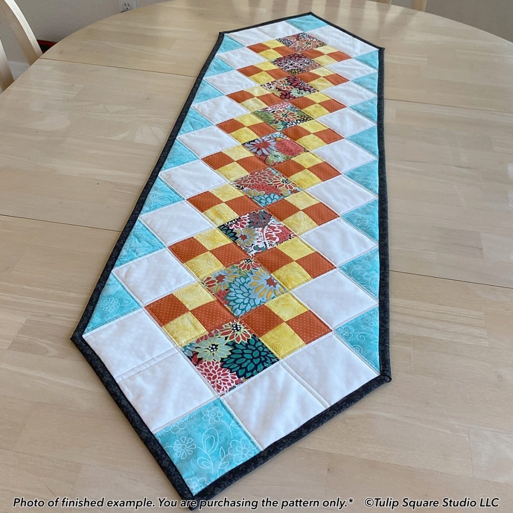 English Garden Quilted Table Topper Pattern #589 - Tulip Square ...
