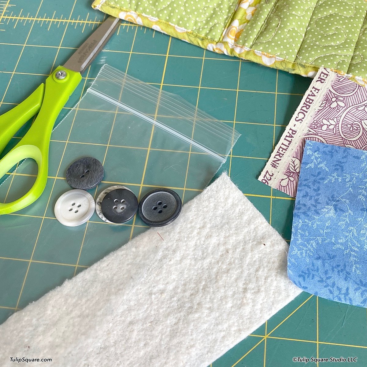 Make a fabric covered button with no special tools - Tulip Square ...
